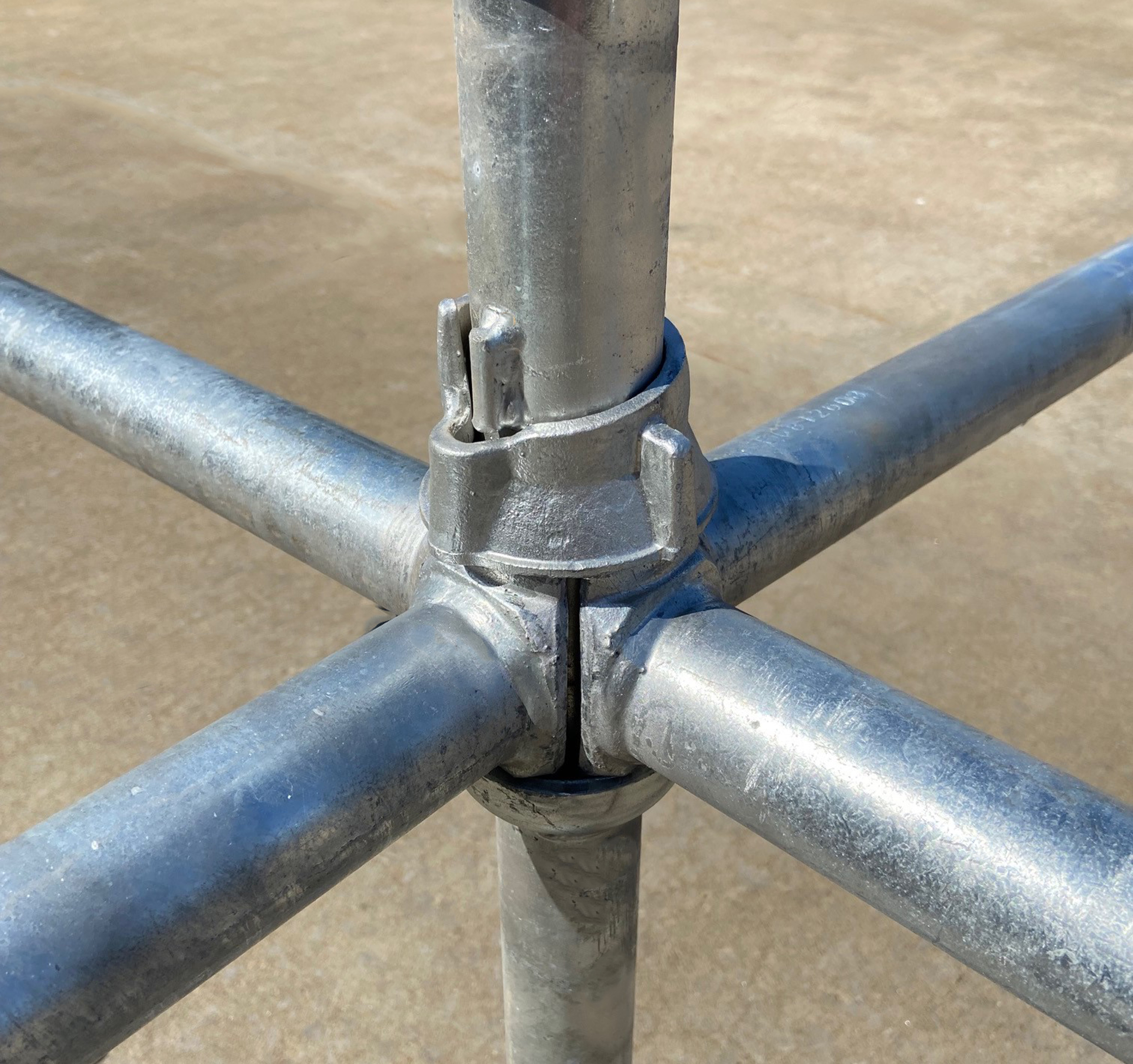 Universal Scaffolding & Equipment - High Quality Scaffolding