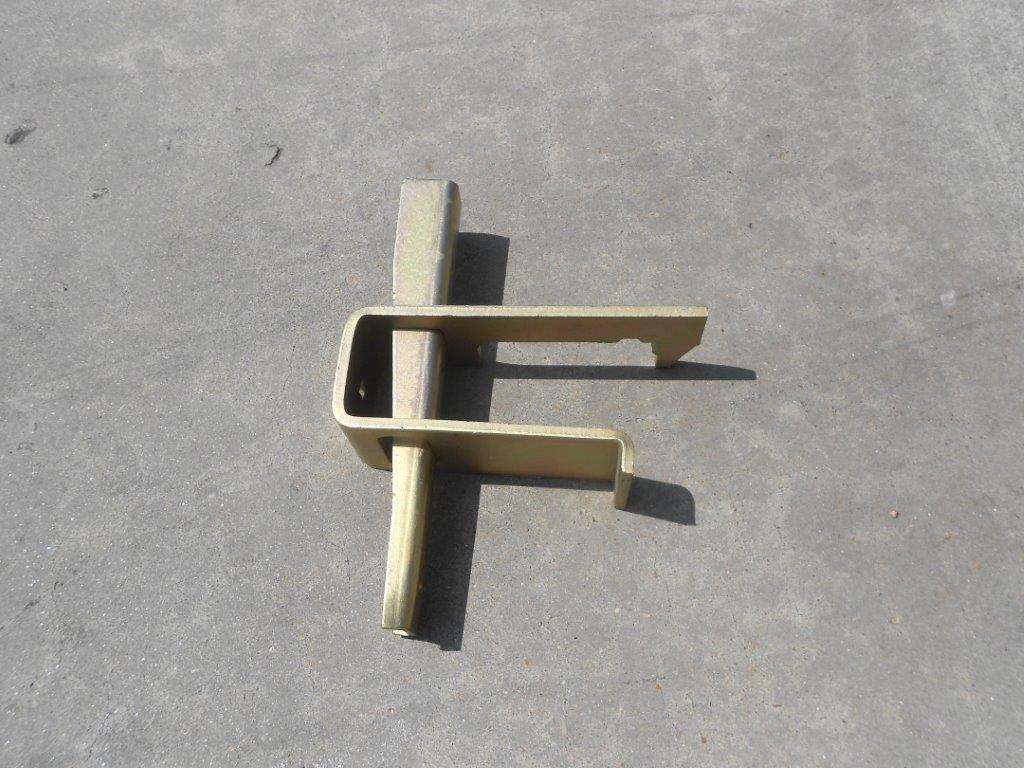 | One Piece Waler Clamp | by Universal Scaffolding Equipment